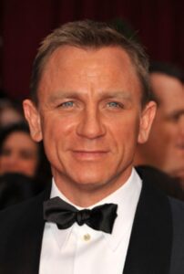 Daniel Craig Height: Discover How Tall the Actor Is! May 2026